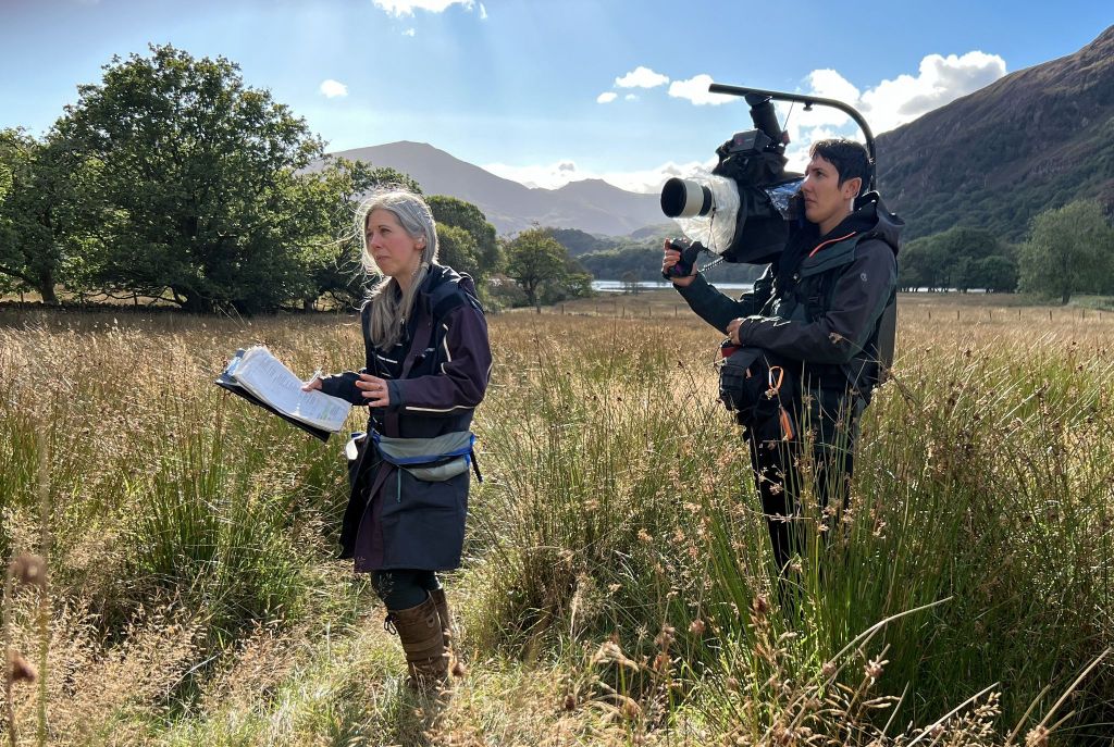 ANNA JONES – Journalist | Author | Producer | Broadcaster